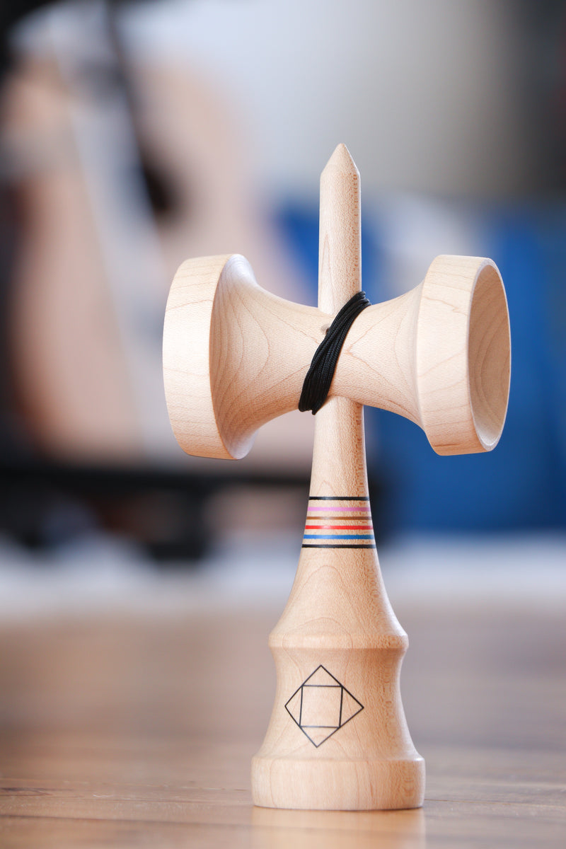 Element Solo Ken – Lotus Kendamas